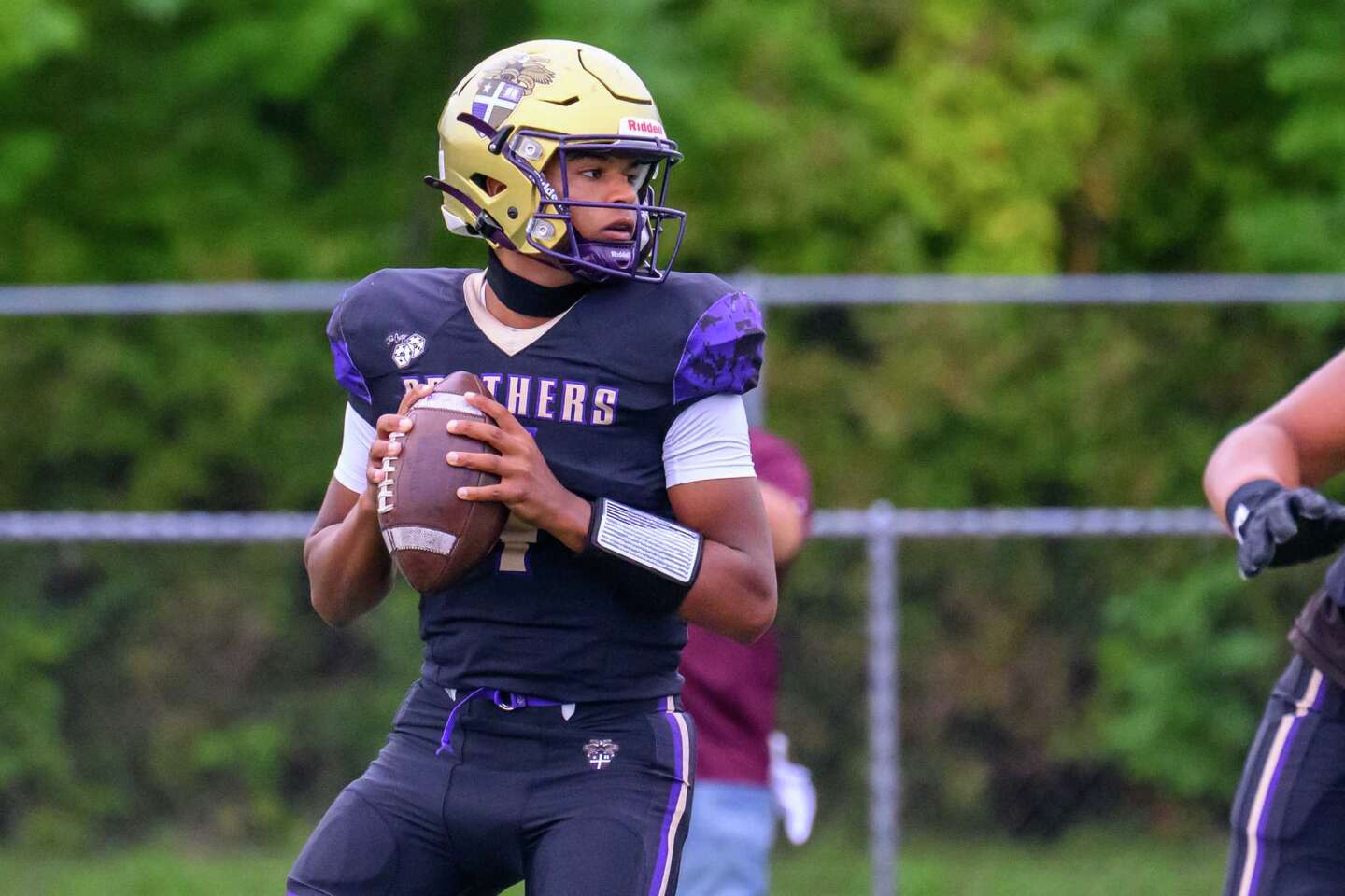 CBA Albany football falls to Monsignor Farrell in opener