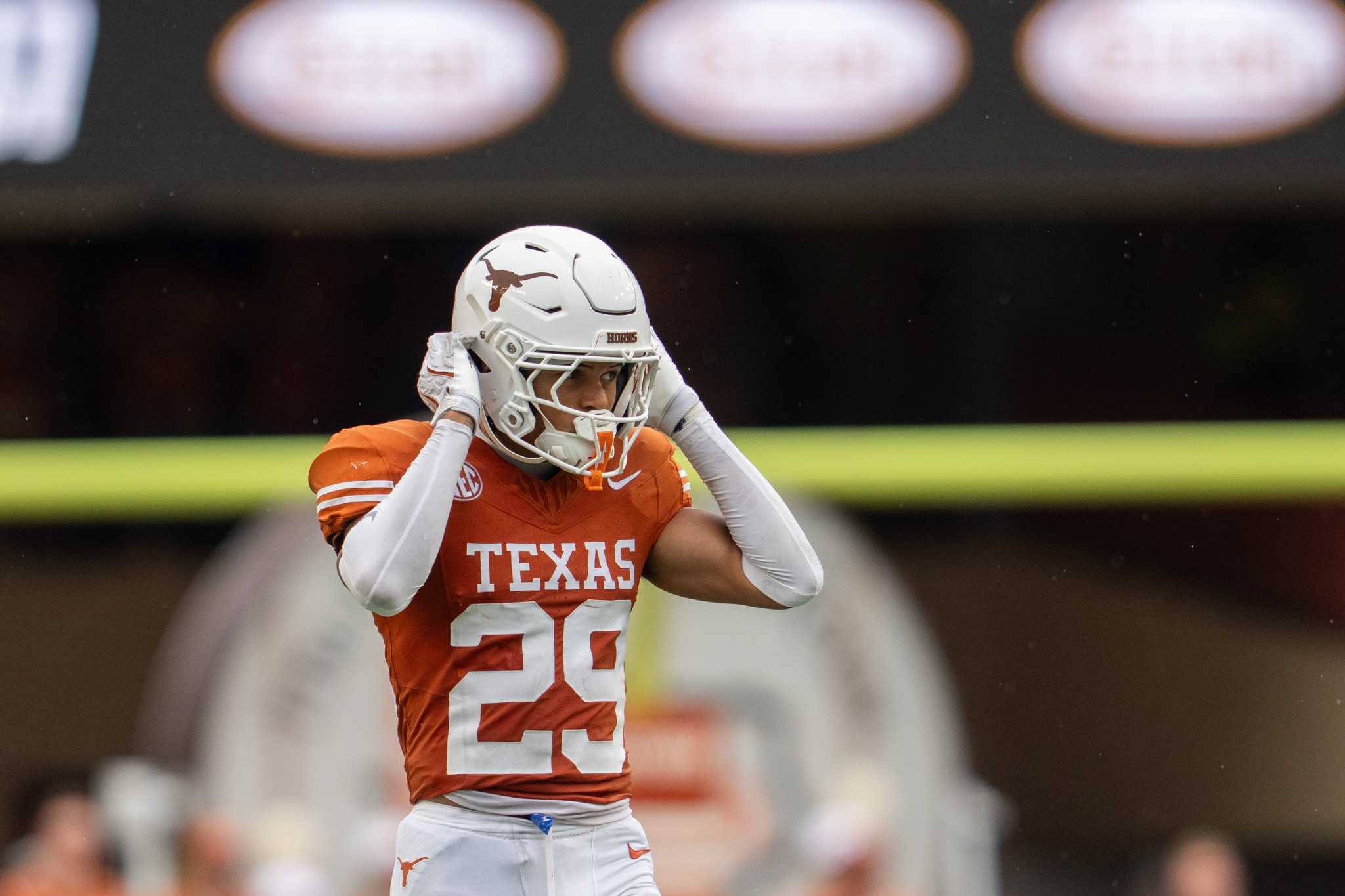 College football rankings: Where Texas Longhorns place after SJSU win