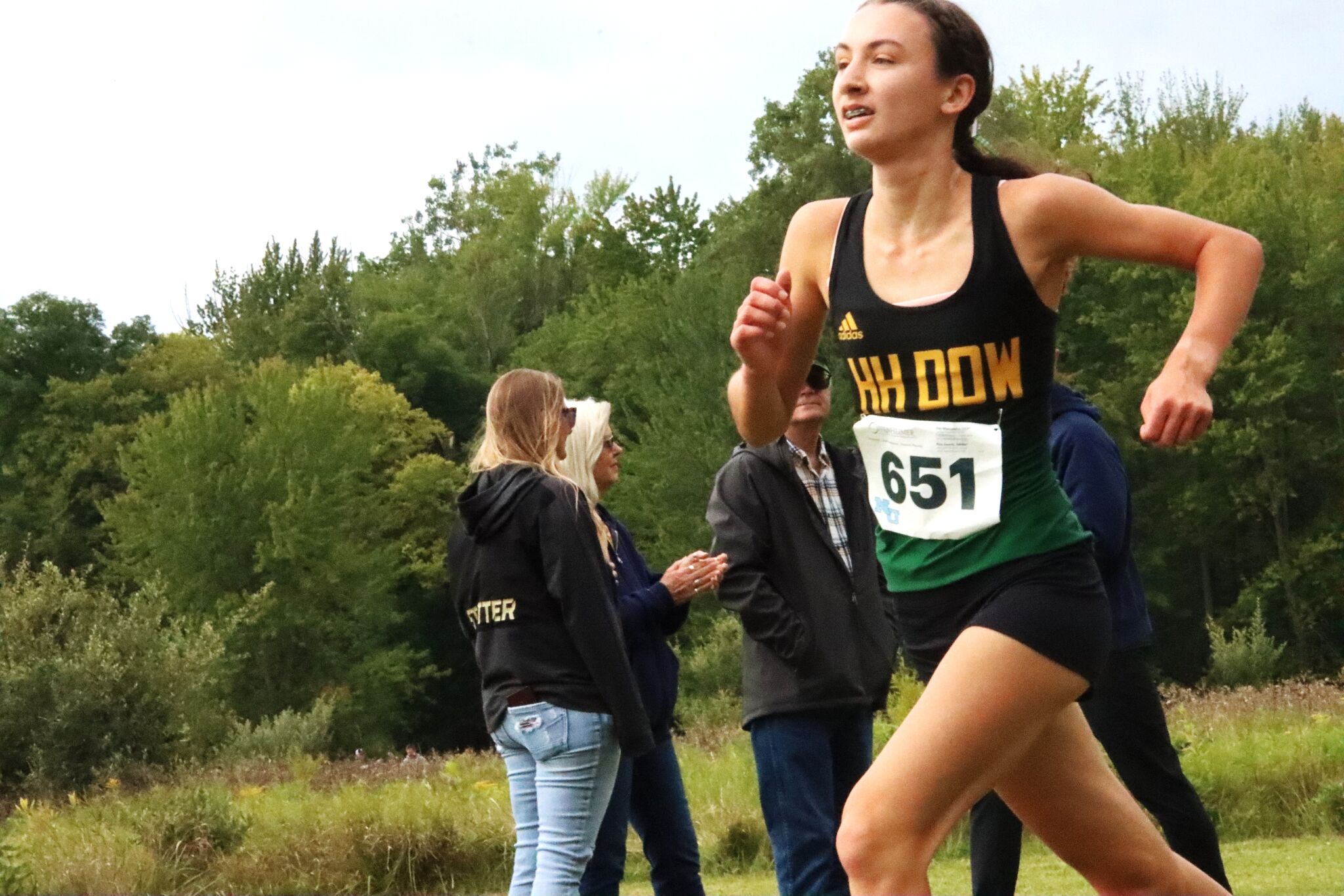 Prep Roundup: Garces leads Dow to team title