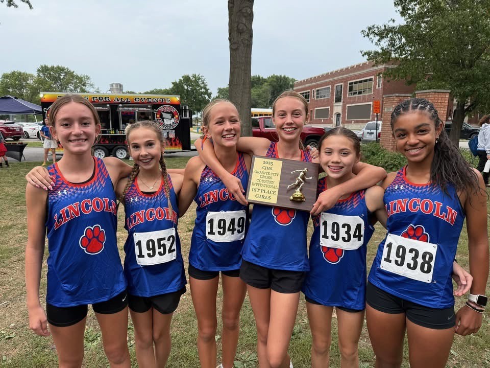 Lincoln Middle School girls run to win in Granite City