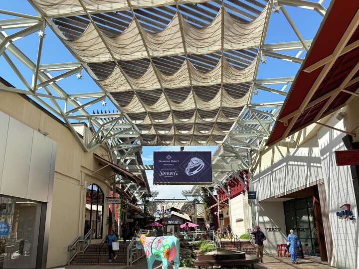 Shops at La Cantera redefine San Antonio's shopping scene