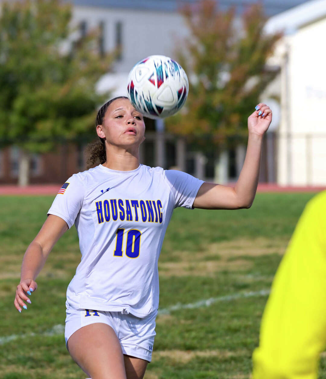 CT girls soccer player breaks sister's career goal record of 120