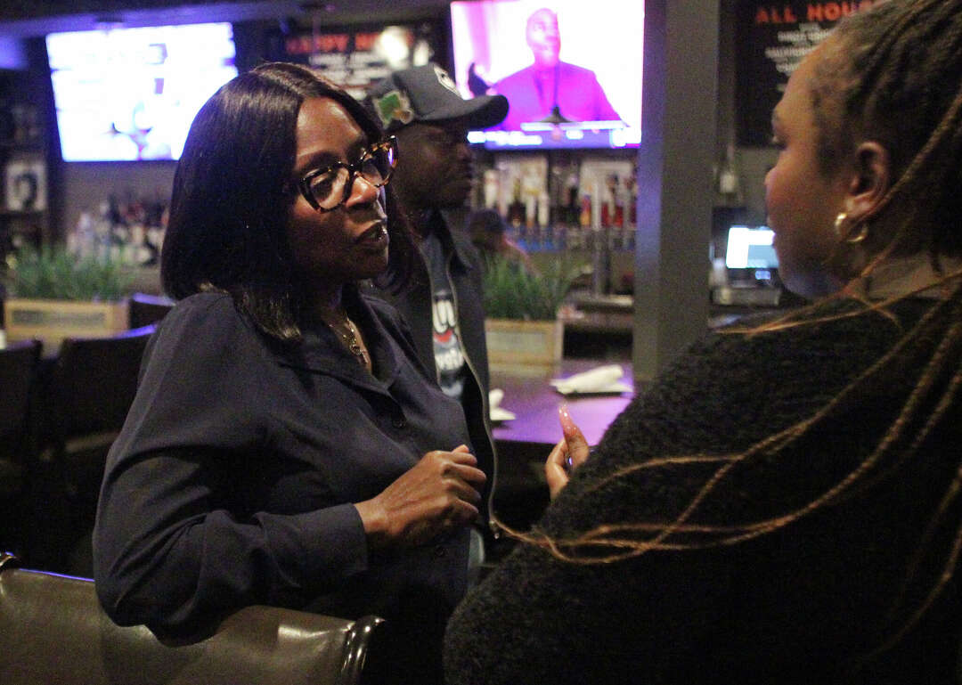 Barbara Smyth wins Democratic mayoral primary in Norwalk