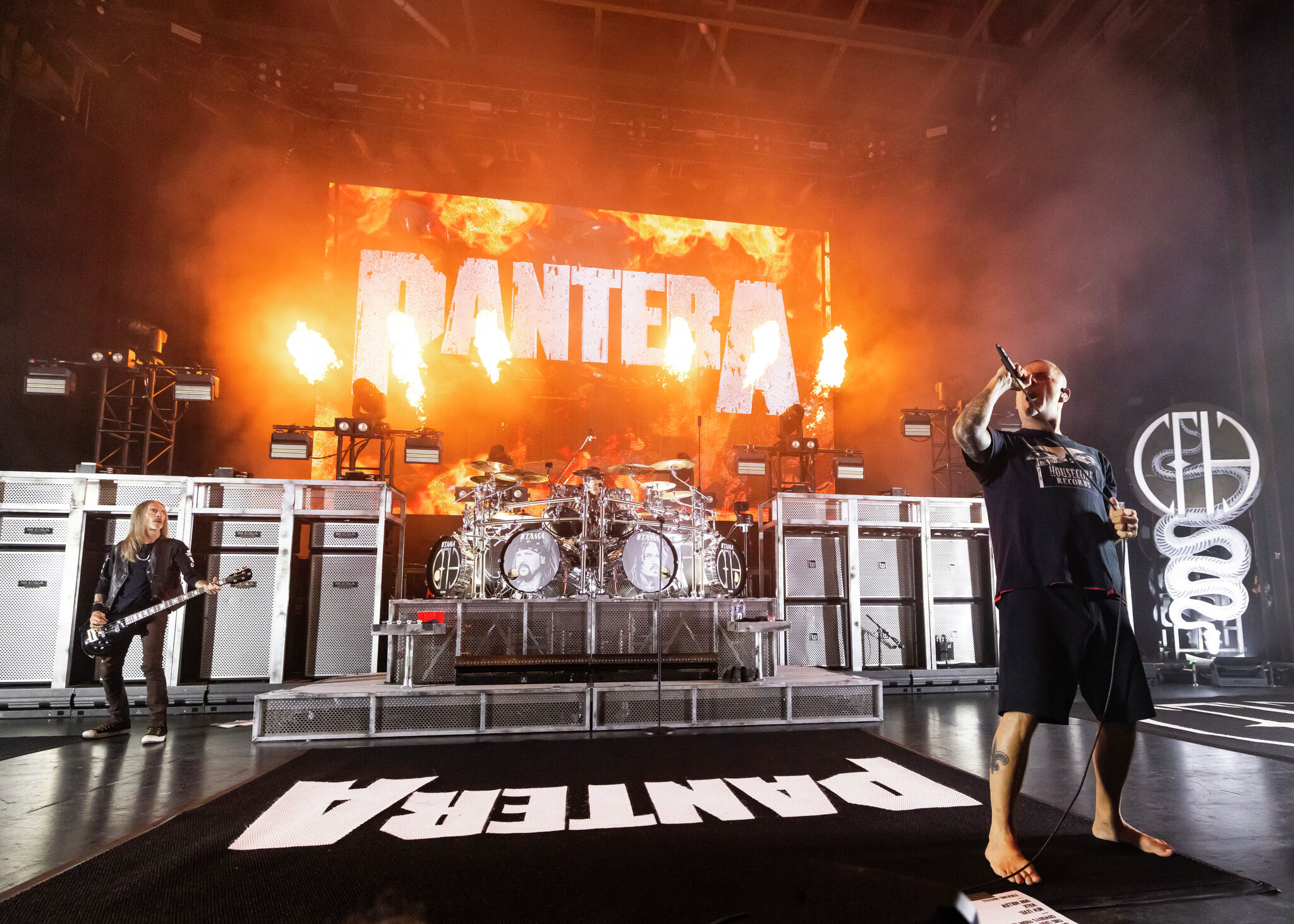 Review: Pantera hits hard with new-look lineup in Saratoga