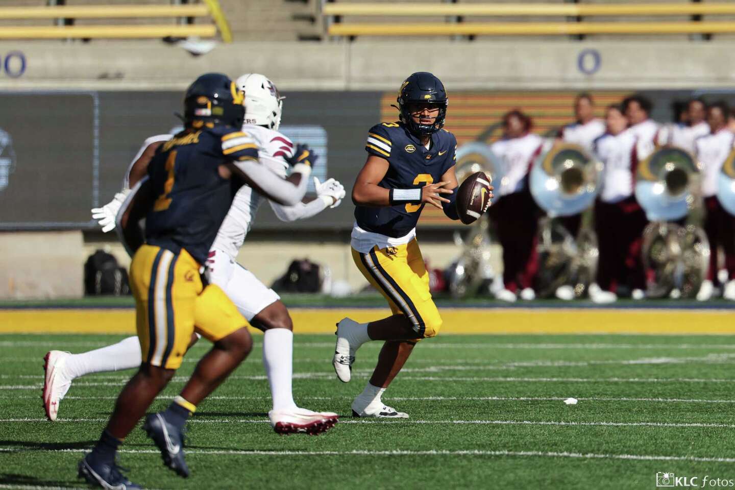 Cal and Minnesota will rely on freshman QBs in meeting of unbeatens