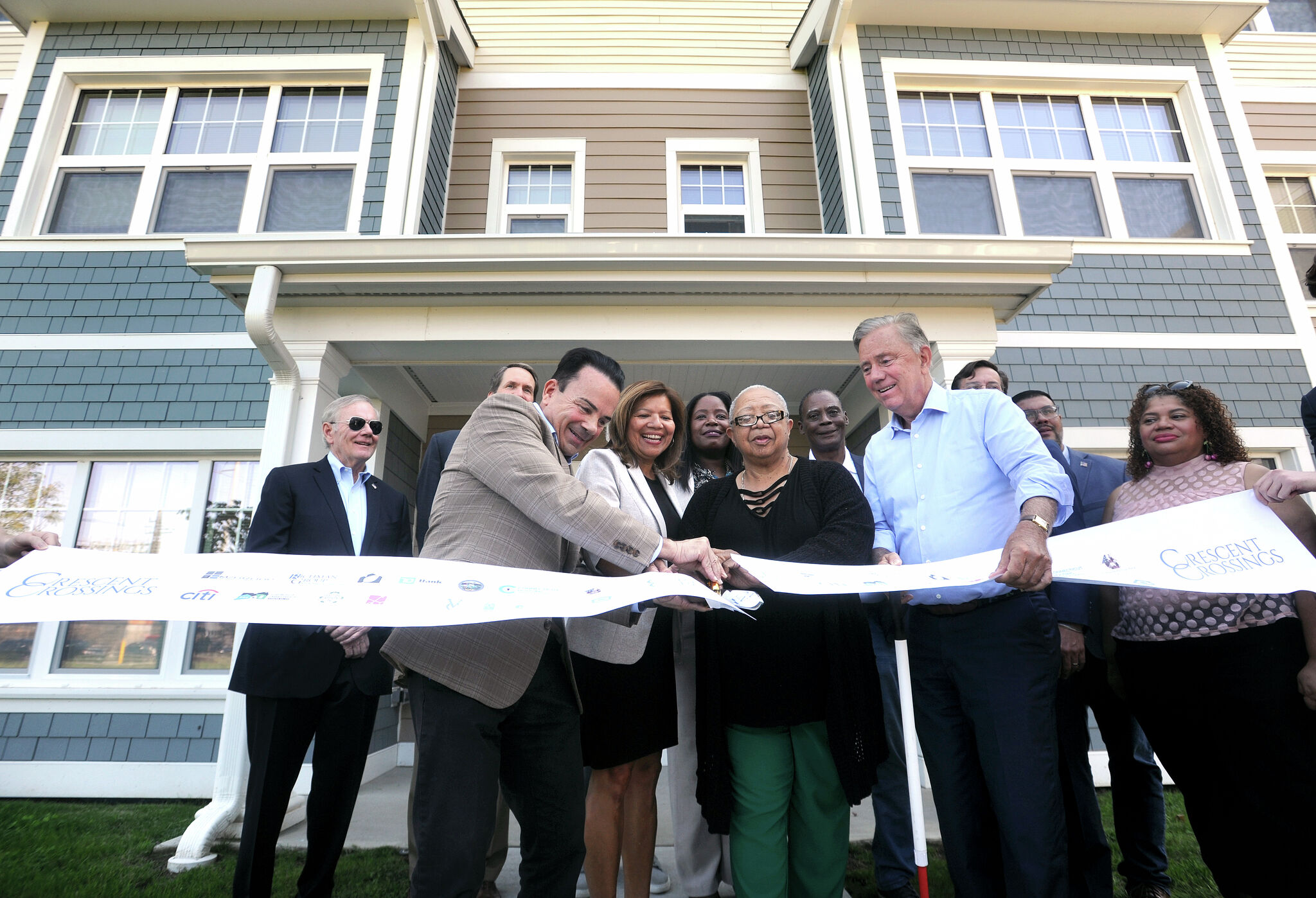 3rd phase of Bridgeport public housing overhall opens on East Side