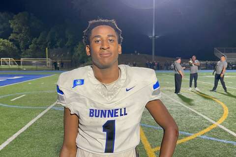 Bunnell football defeats Wethersfield on opening night