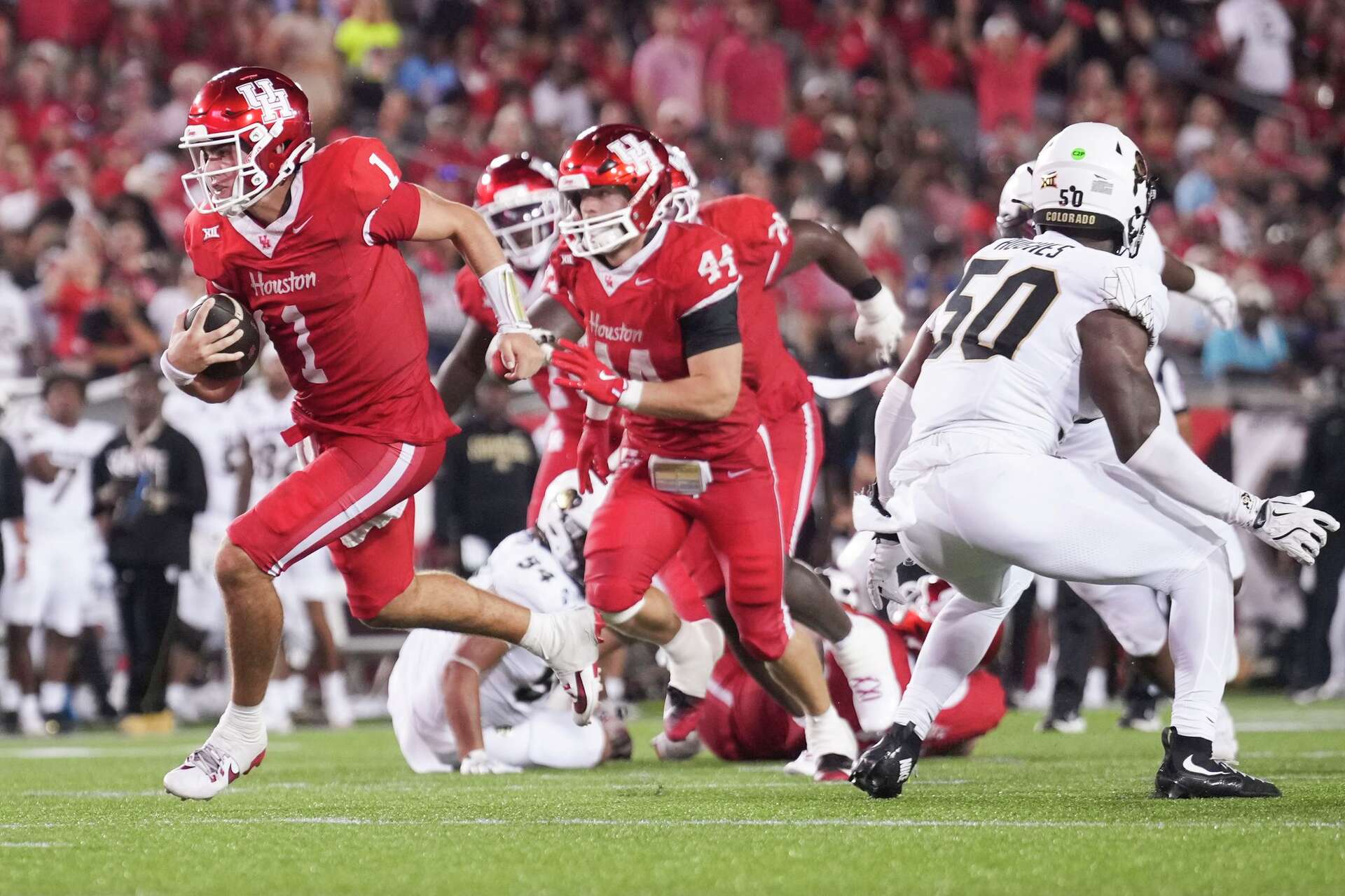 University of Houston: Conner Weigman leads Cougars over Colorado