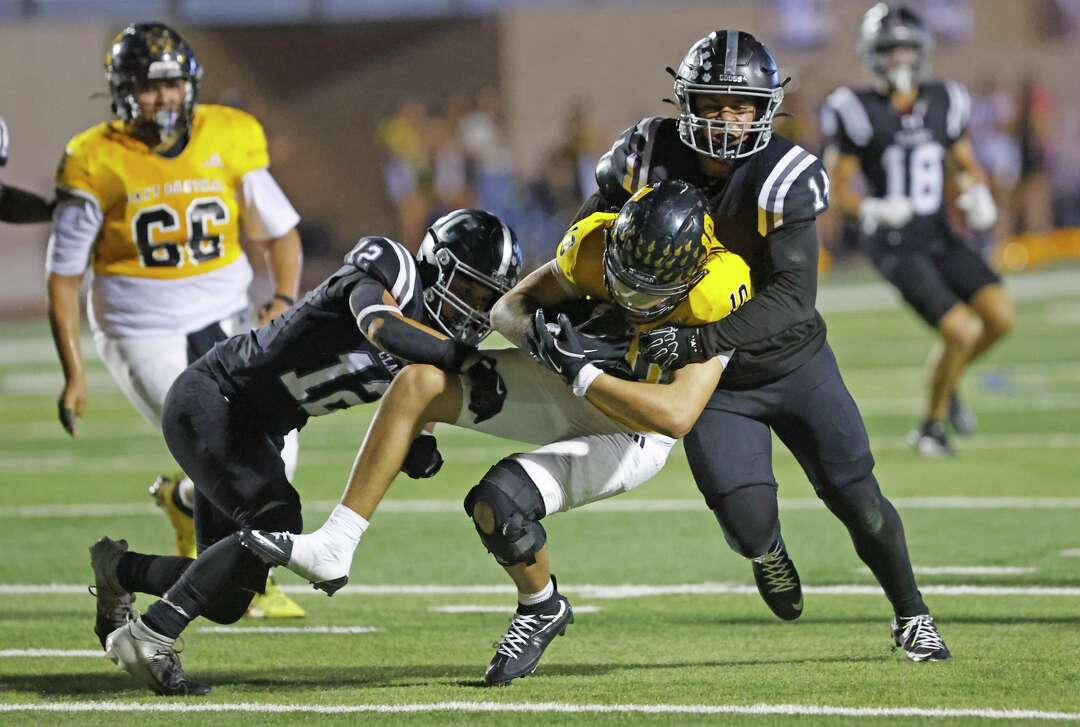 Clark football rallies late against East Central to stay undefeated