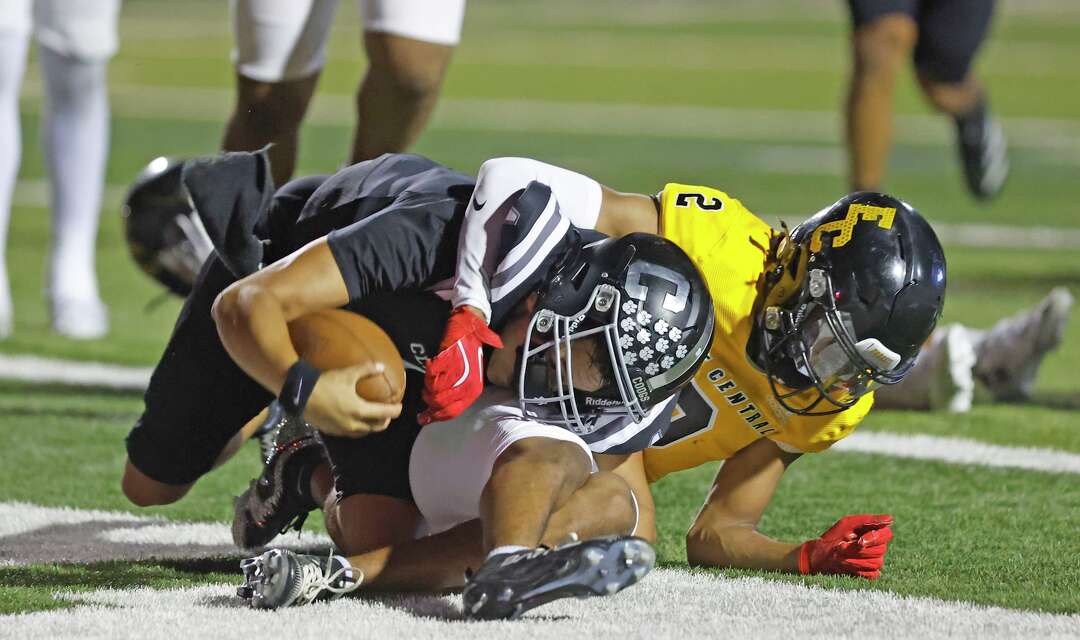 Clark football rallies late against East Central to stay undefeated