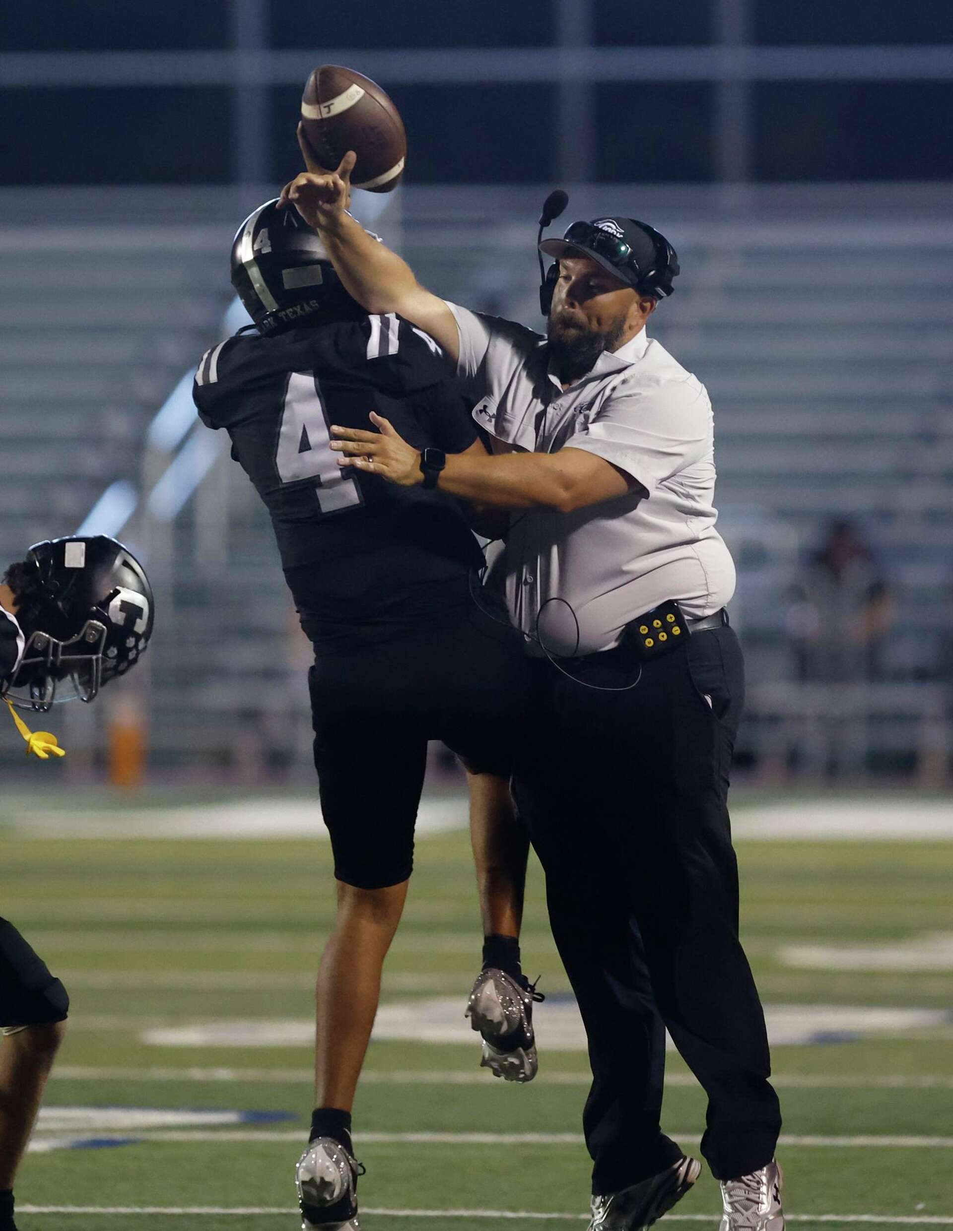 Clark football turns to District 27-6A with sights on playoff berth