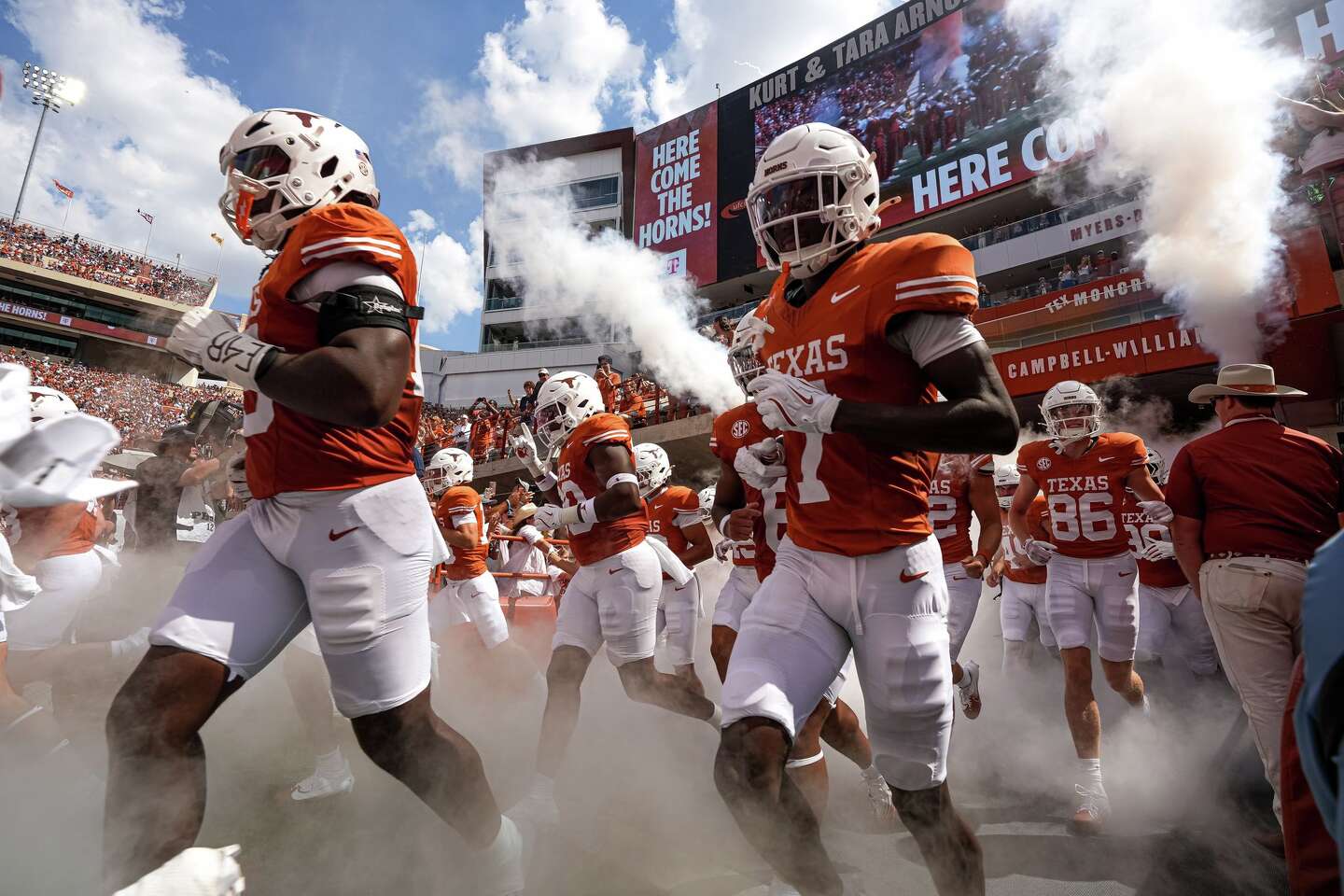 Texas Longhorns football vs Florida Gators kick time announced