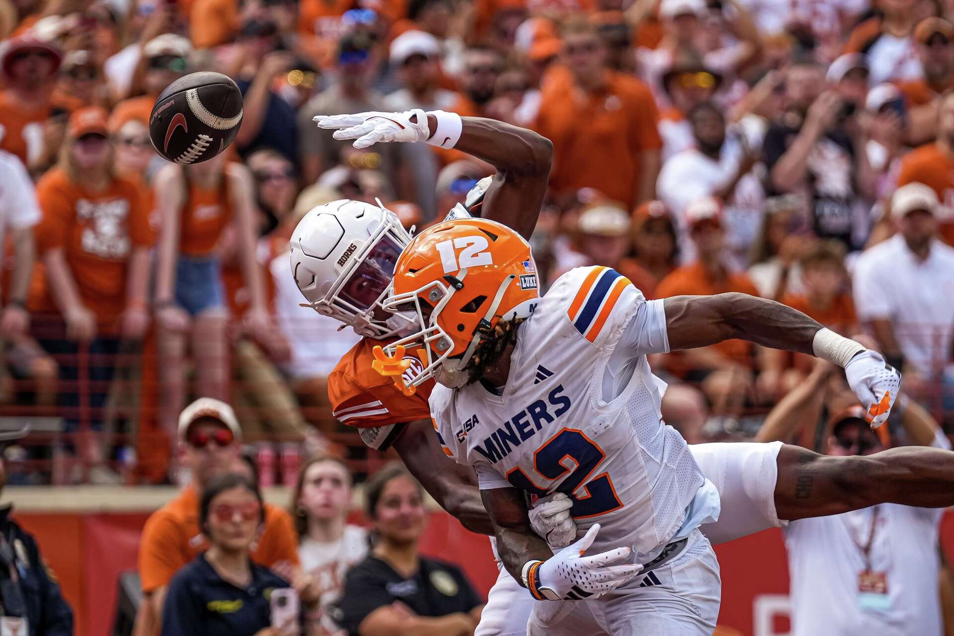 Texas football depth chart: Longhorns reserves hope for chance vs SHSU