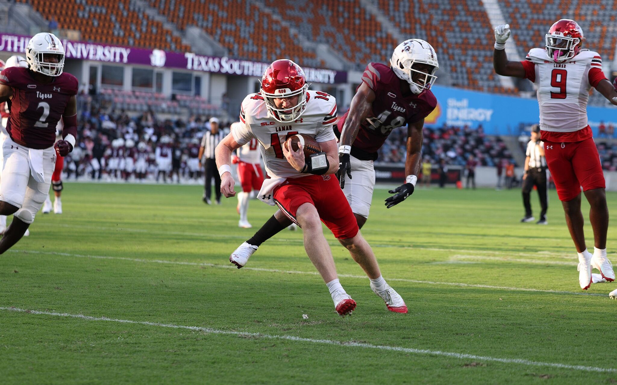 Lamar football: Cardinals bully Texas Southern with run game, defense