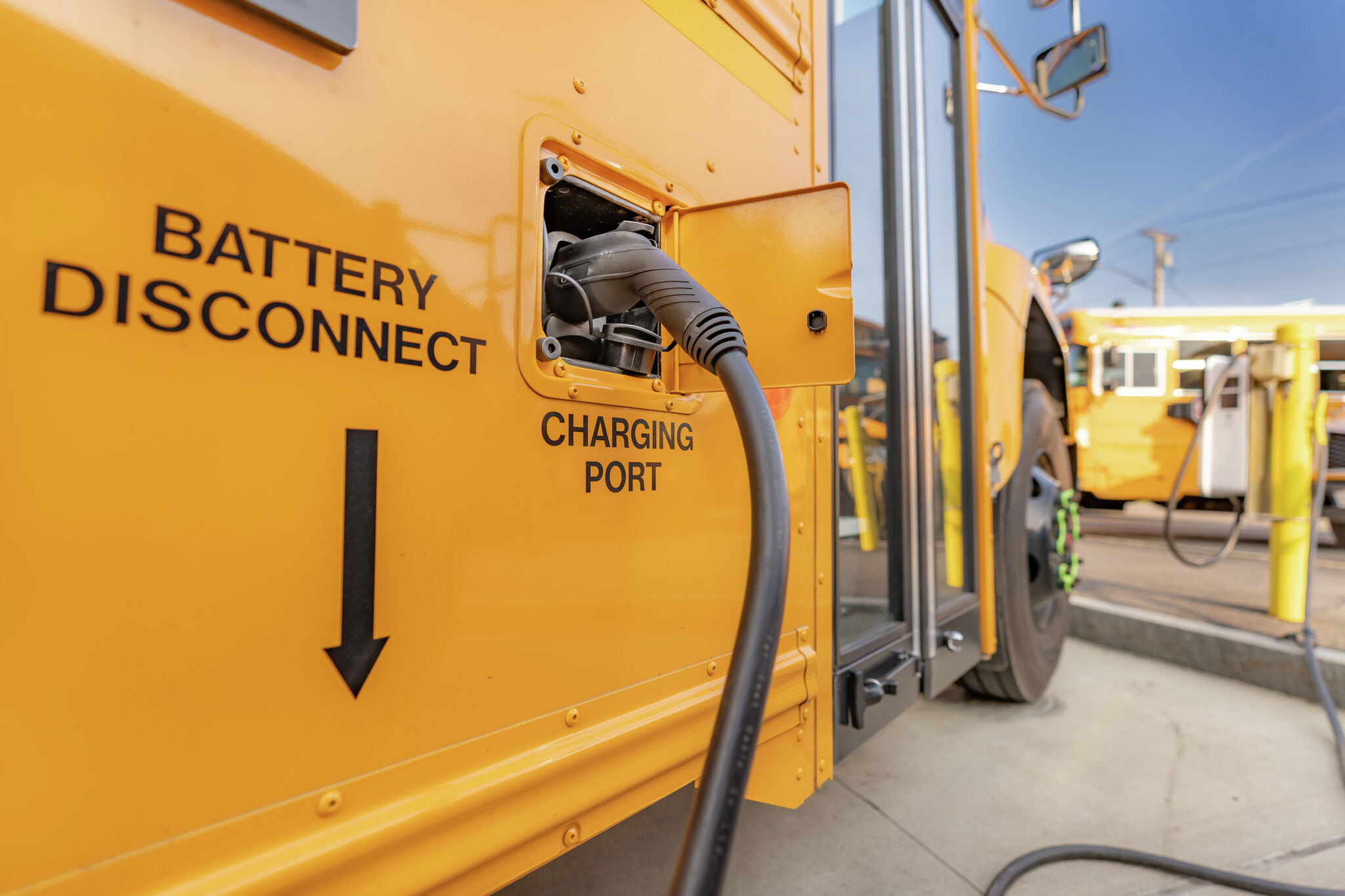 Commentary: Conservatives shouldn’t hit the brakes on electric buses