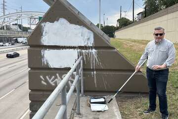 Fact check: Did Tim Walz force tampons in boys’ school bathrooms?
