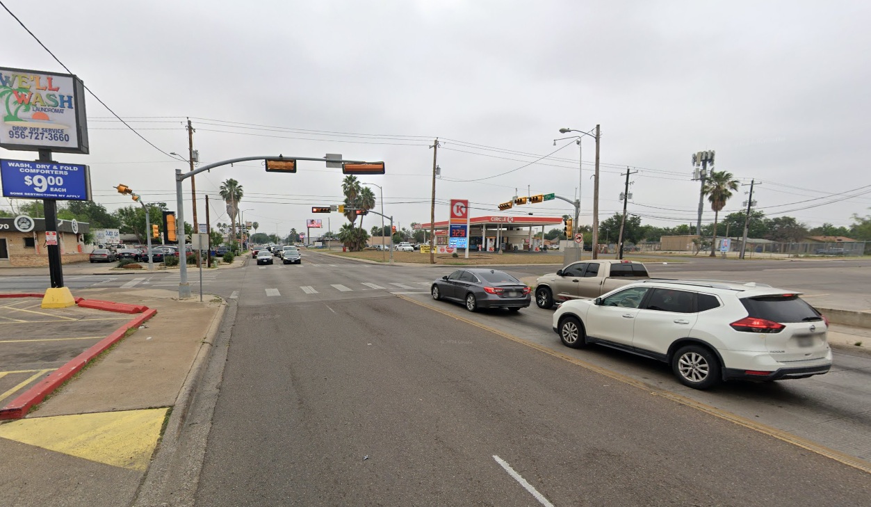 CBP recommends travel apps and permits for Laredo border crossings
