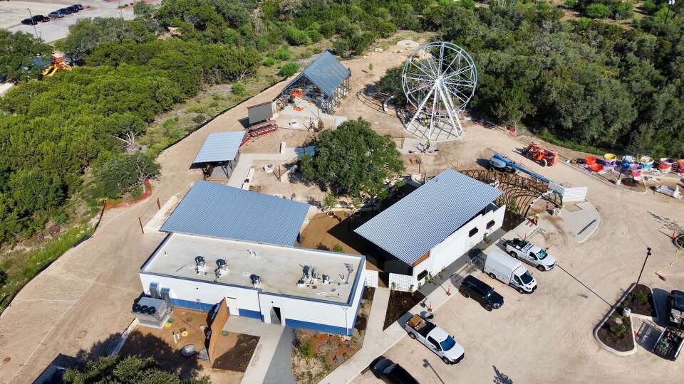 San Antonio's Elsewhere Too sets an opening date