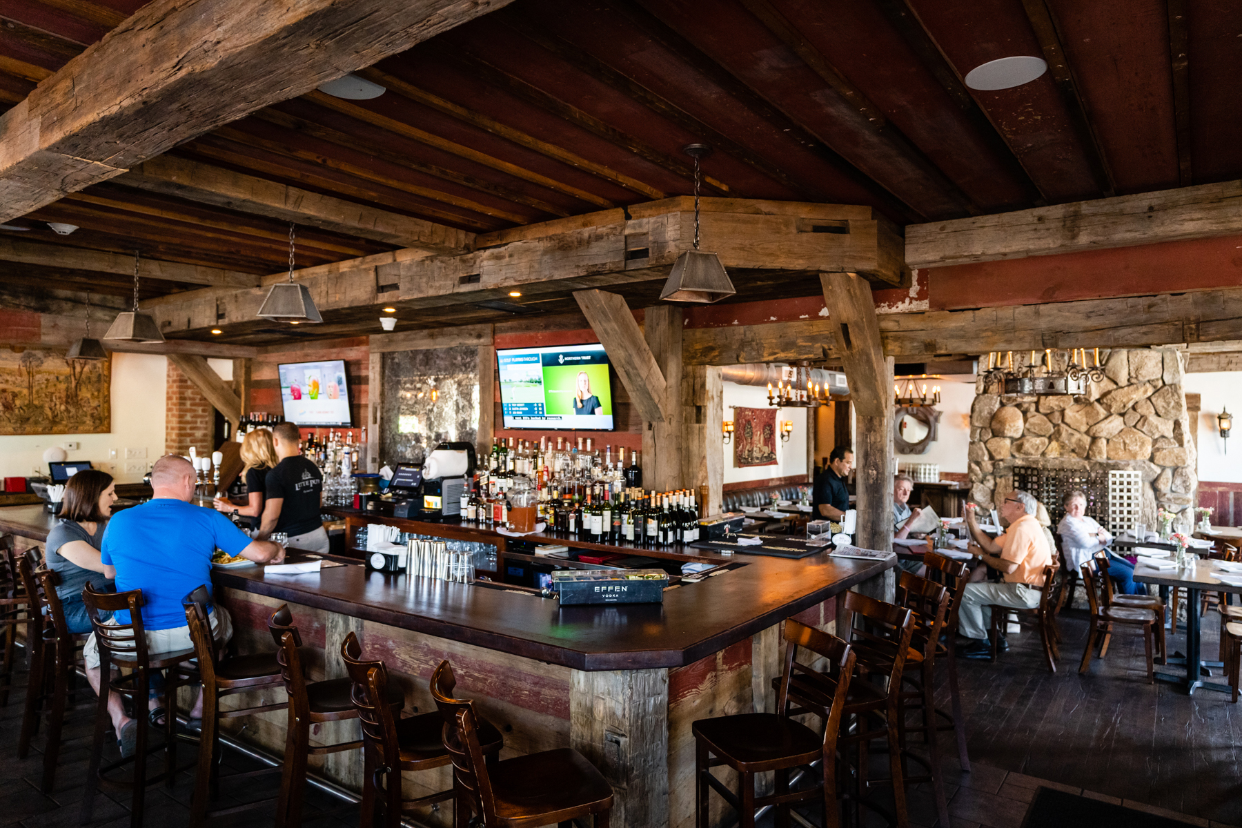 Little Pub opens in Branford, is restaurant group's 7th CT location
