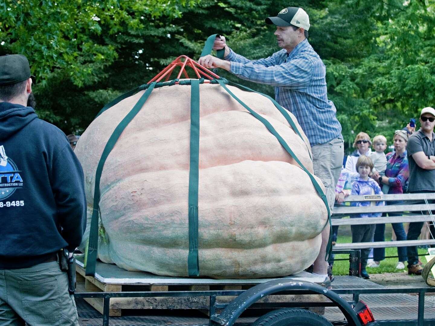 Giant pumpkin contest coming to Connecticut at the end of this month