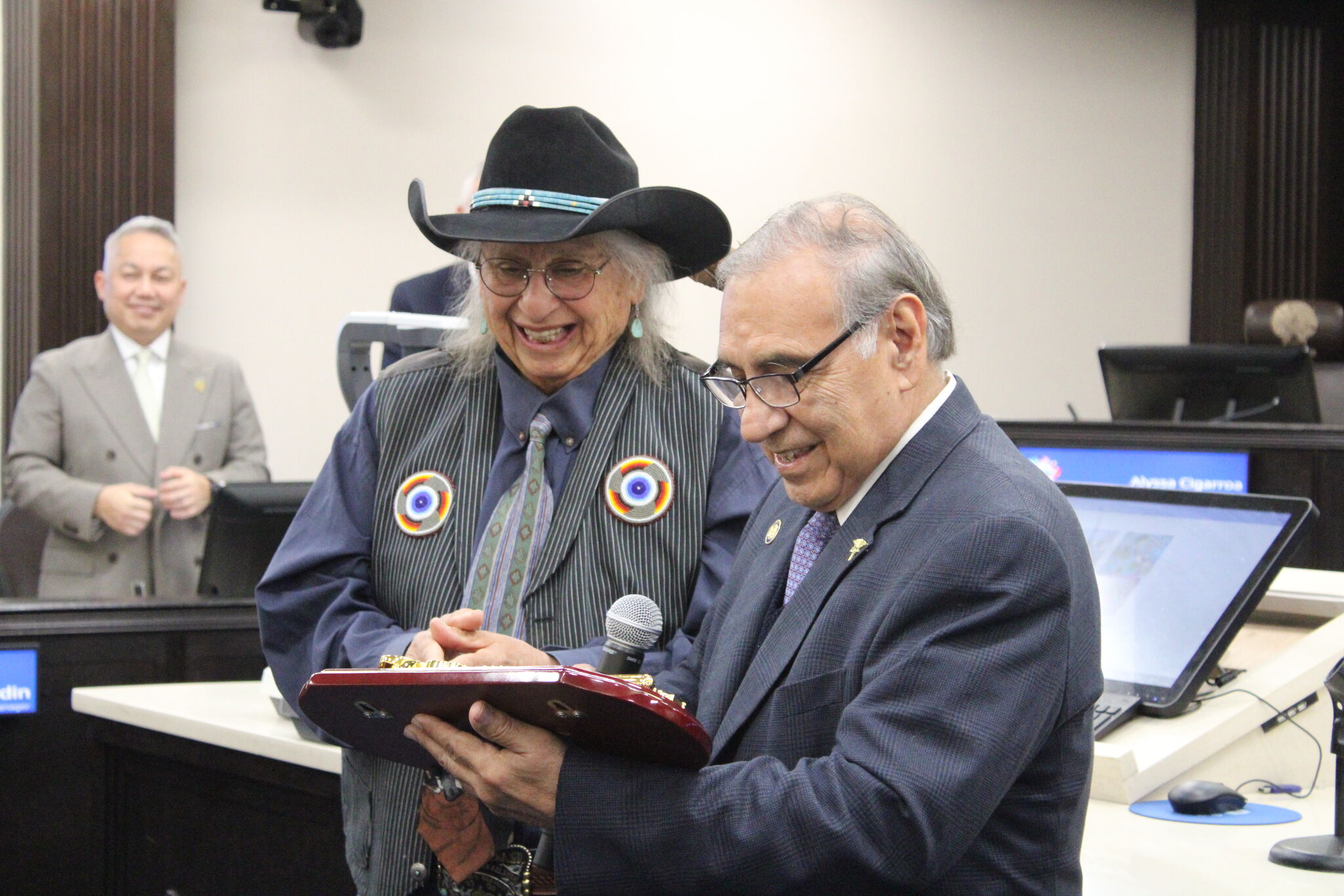 Laredo honors artist Amado Pena with Key to the City award