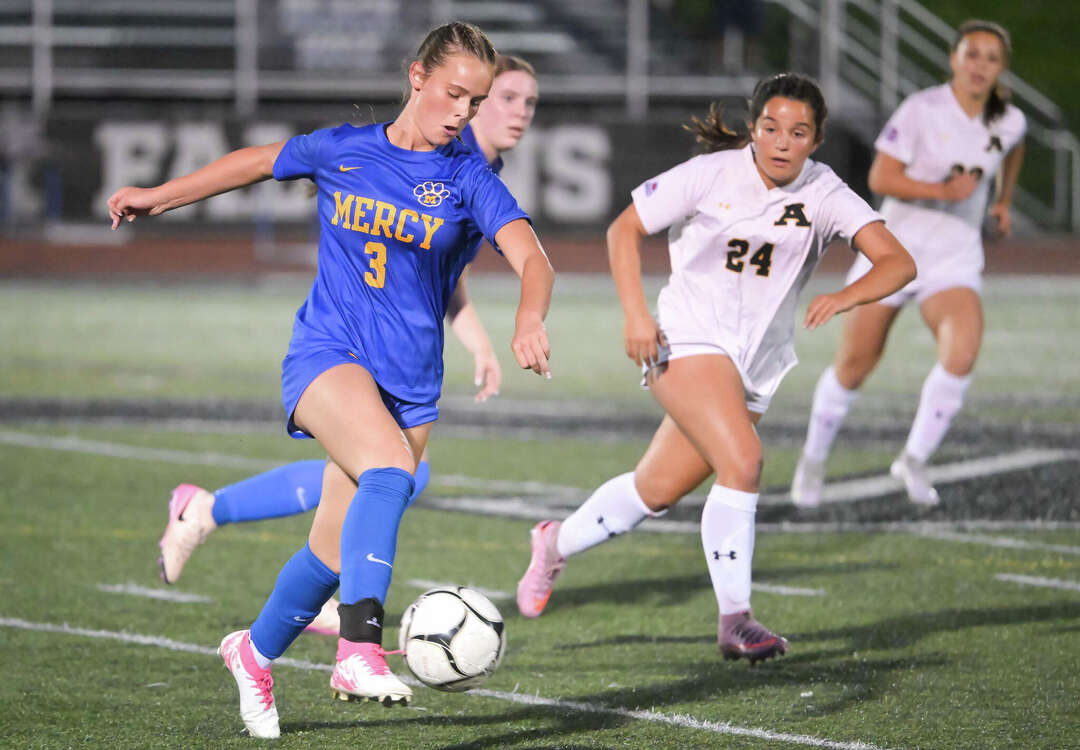 Fourth-ranked Mercy girls soccer blanks Amity 2-0 to remain unbeaten