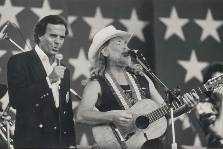 How to watch Farm Aid 40 with Willie Nelson, Bob Dylan, Dave Matthews