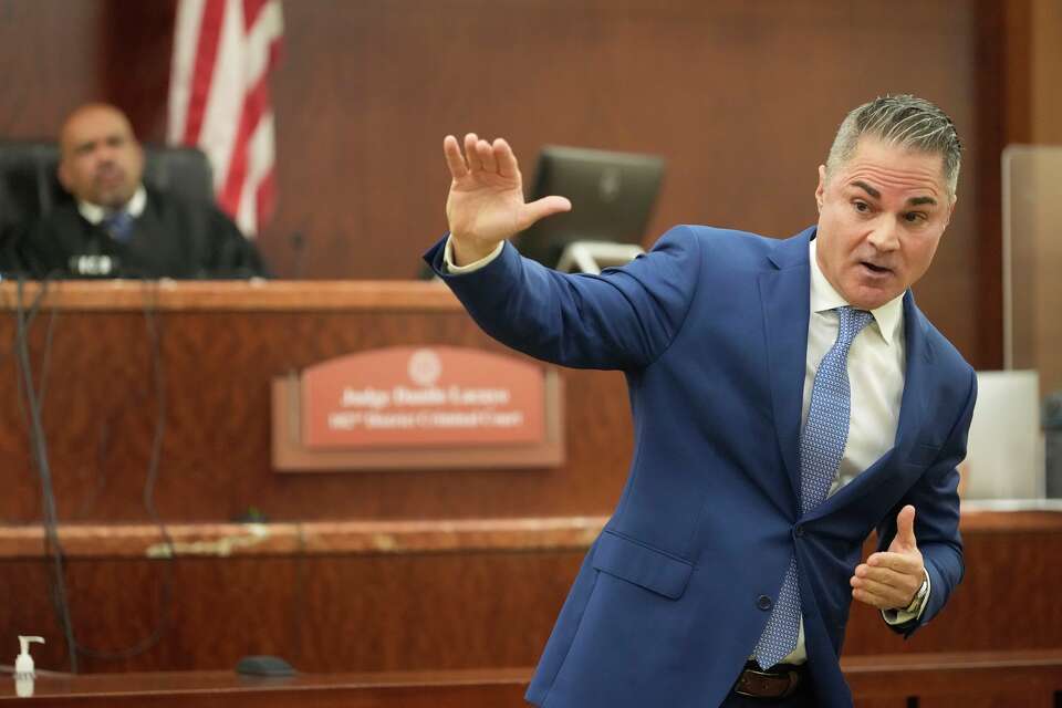 Tony Earls trial: Arlene Alvarez's father describes her final moments