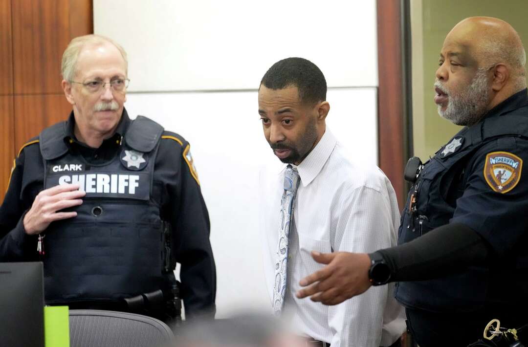 Tony Earls convicted of manslaughter in shooting of Arlene Alvarez