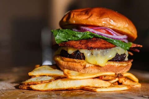 6 deals to help celebrate National Cheeseburger Day in Connecticut