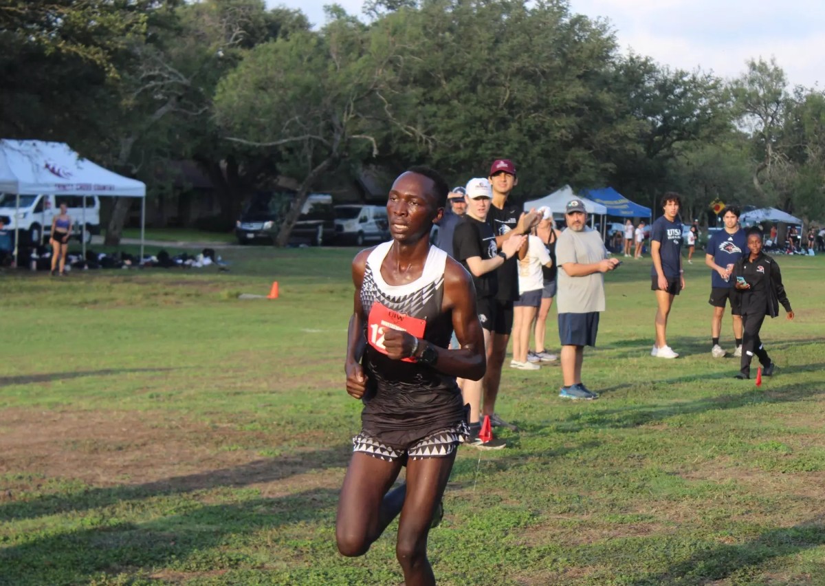 Ian Rono sweeps Runner of the Week awards
