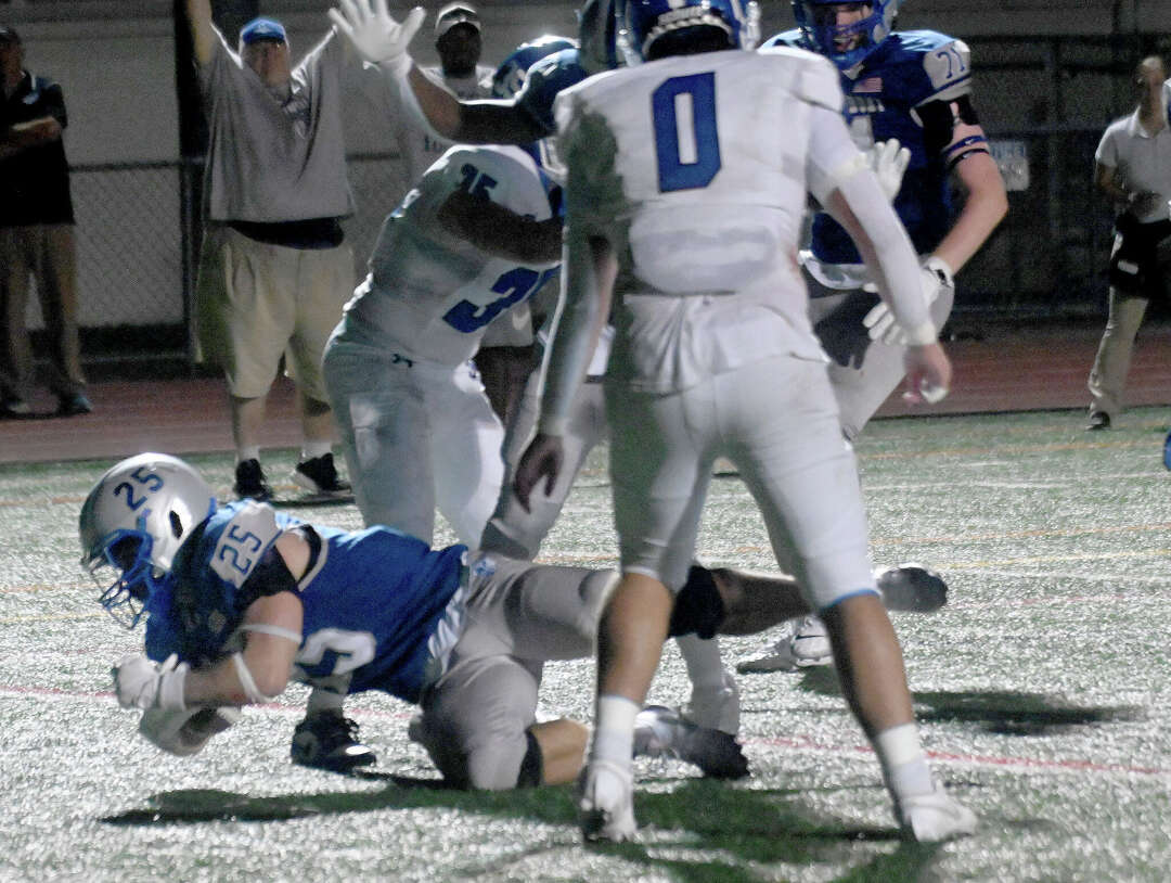 Late score forces overtime as Glastonbury stuns Southington