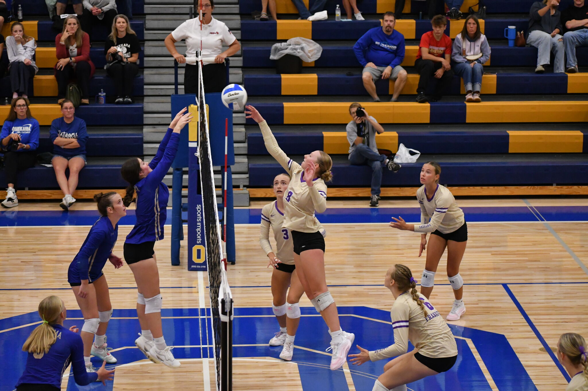Onekama sweeps Frankfort, extends win and set streaks