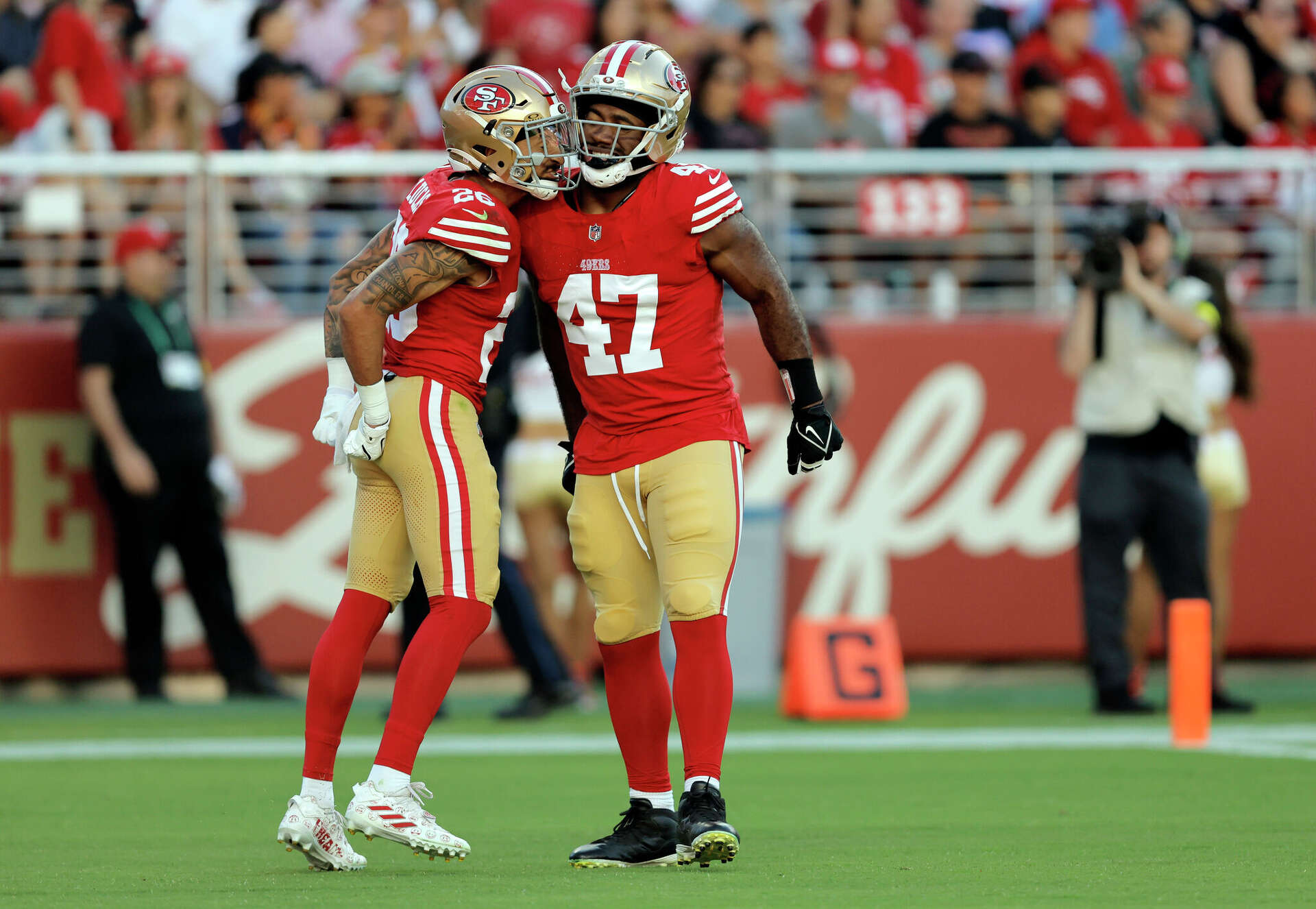 49ers’ Bryce Huff feeling the love after years spent feeling unwanted