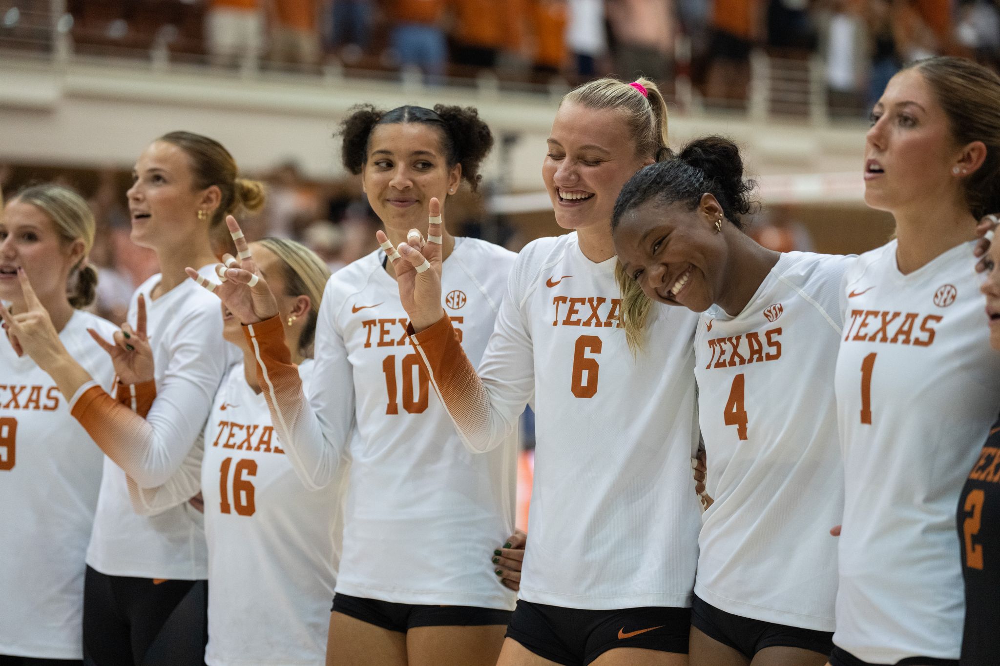 NCAA volleyball tournament: Jerritt Elliott, Texas are ready to host