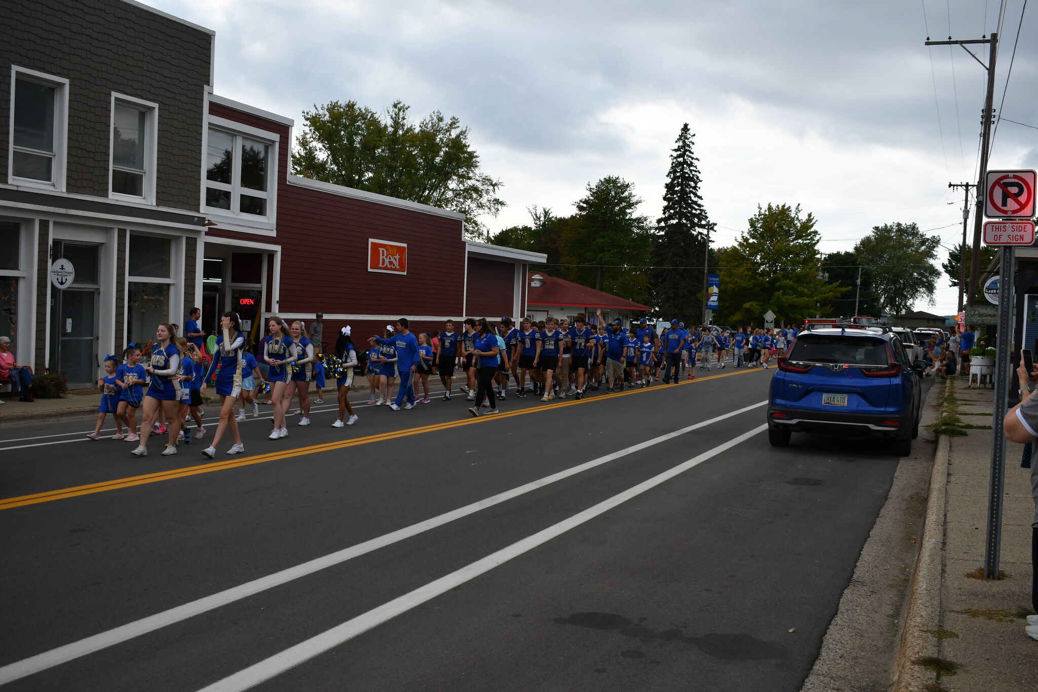 Onekama homecoming parade before Mesick; court announced