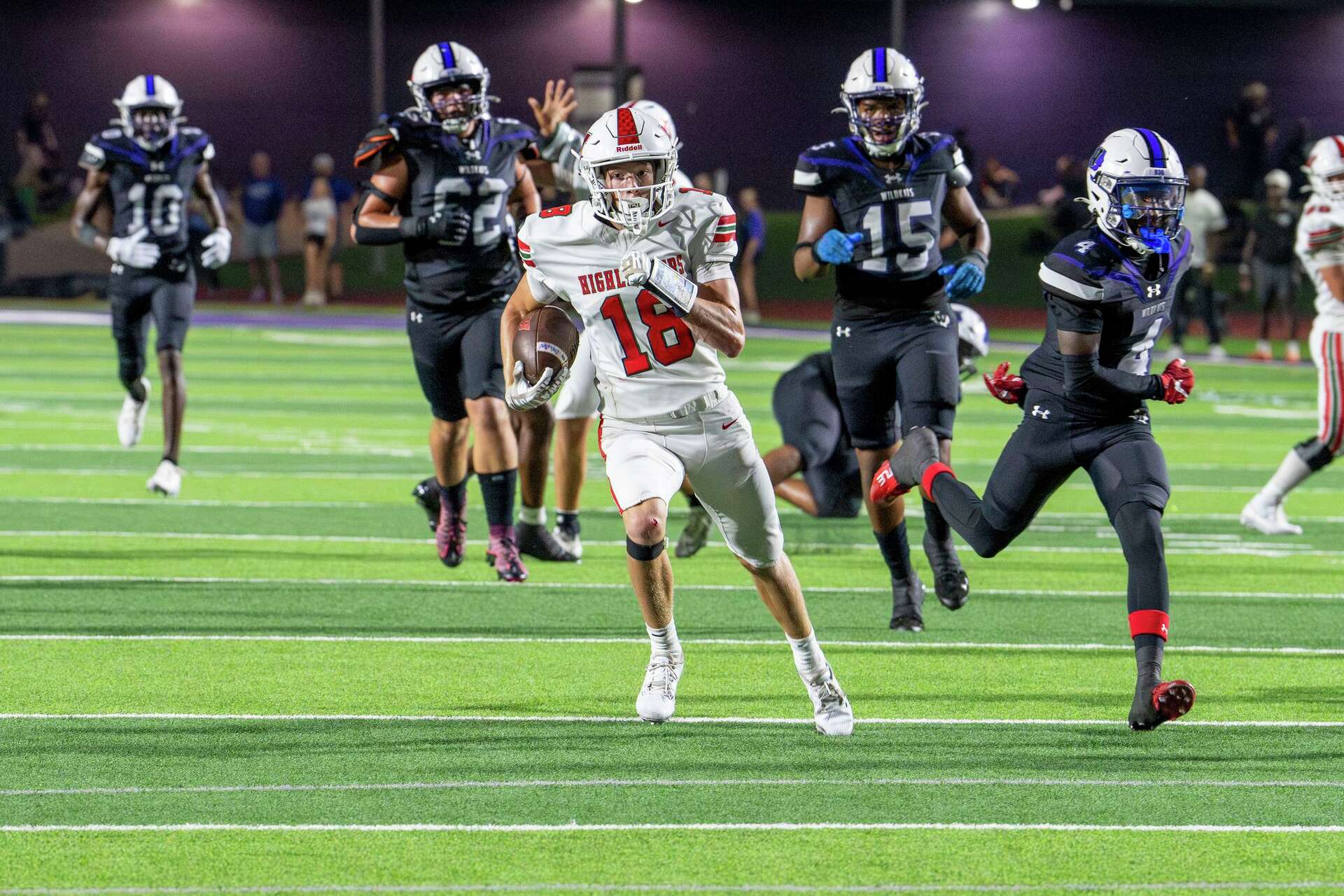 Jermaine Bishop Jr. leads Willis over The Woodlands