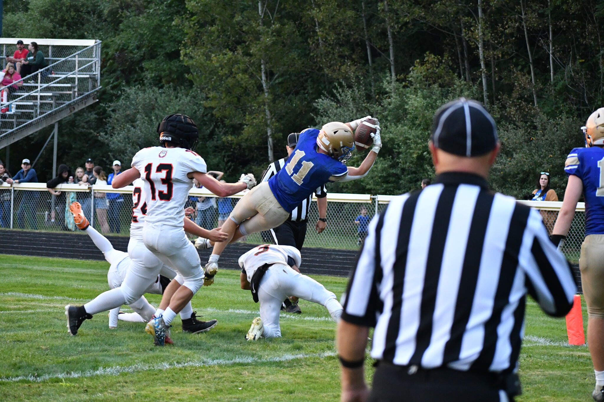 Onekama routs Mesick 60-0 as Tyler Hart scores 4 TDs