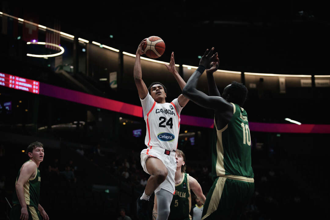 Aziz Olajuwon chooses Stanford over father Hakeem's school, Houston