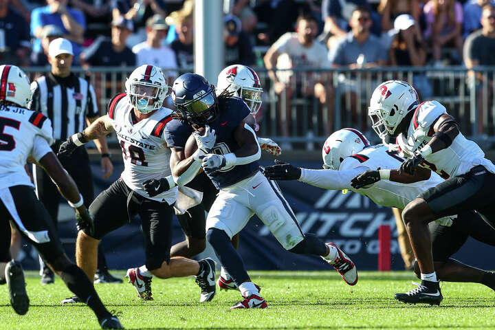 Mike Anthony: Cam Edwards brings CT pride to UConn football