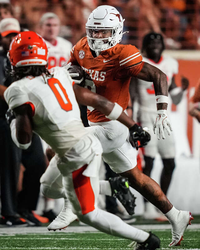 Texas Longhorns' offense routs Sam Houston. SEC up next