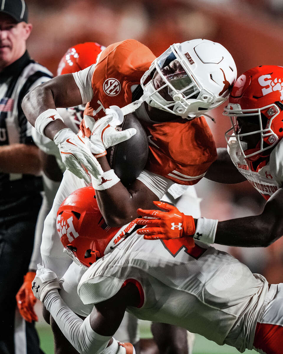 The Texas Longhorns vs. the Sam Houston Bearkats, see the best photos