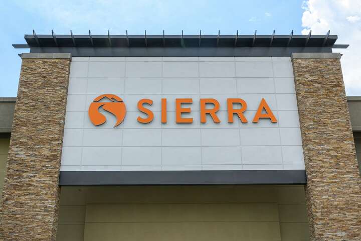 Off-price outdoor retailer Sierra finds home at The Rim