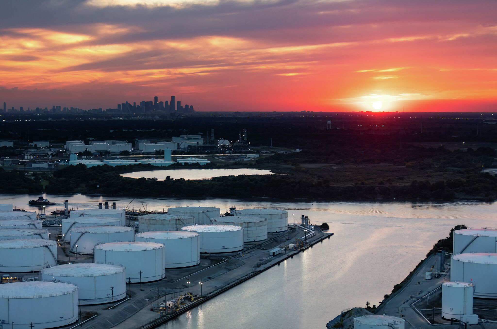 Texas energy company makes major $1.3 billion power deal