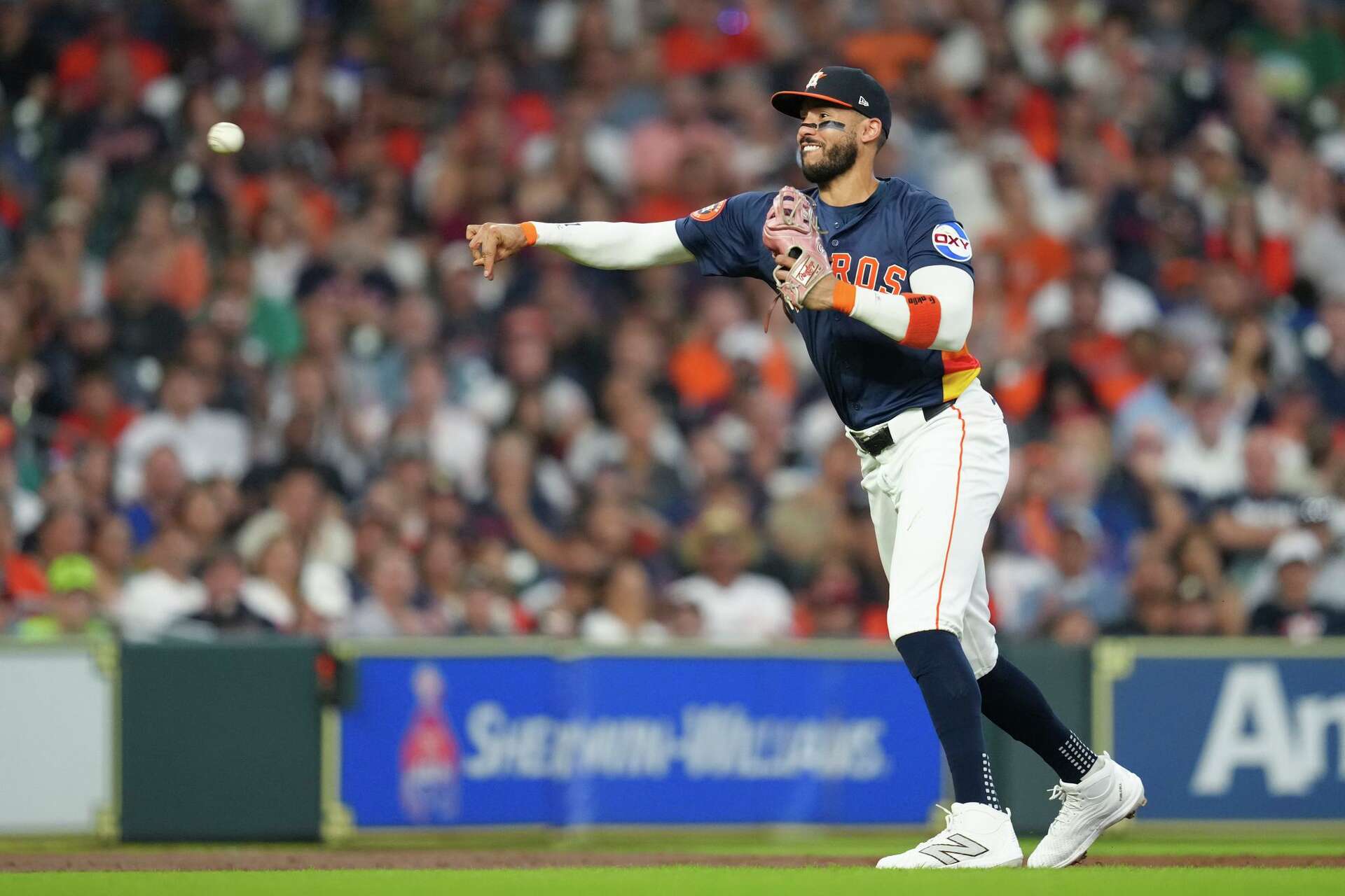 Carlos Correa interviewed by ESPN as Astros getting blown out