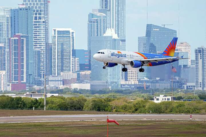 Allegiant to acquire Sun Country for $1.5 billion
