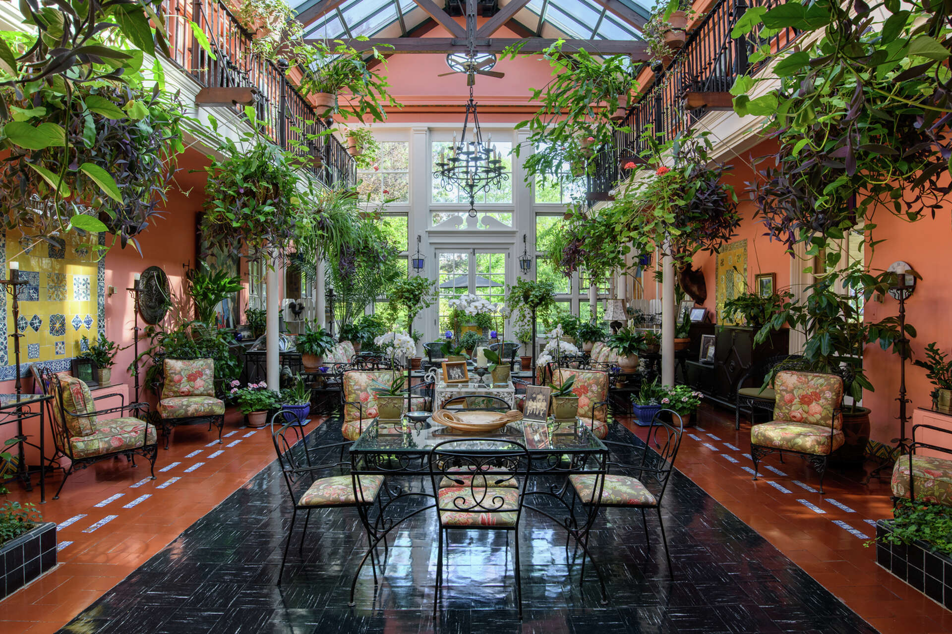 CT house belonging to famous family featured on Zillow Gone Wild