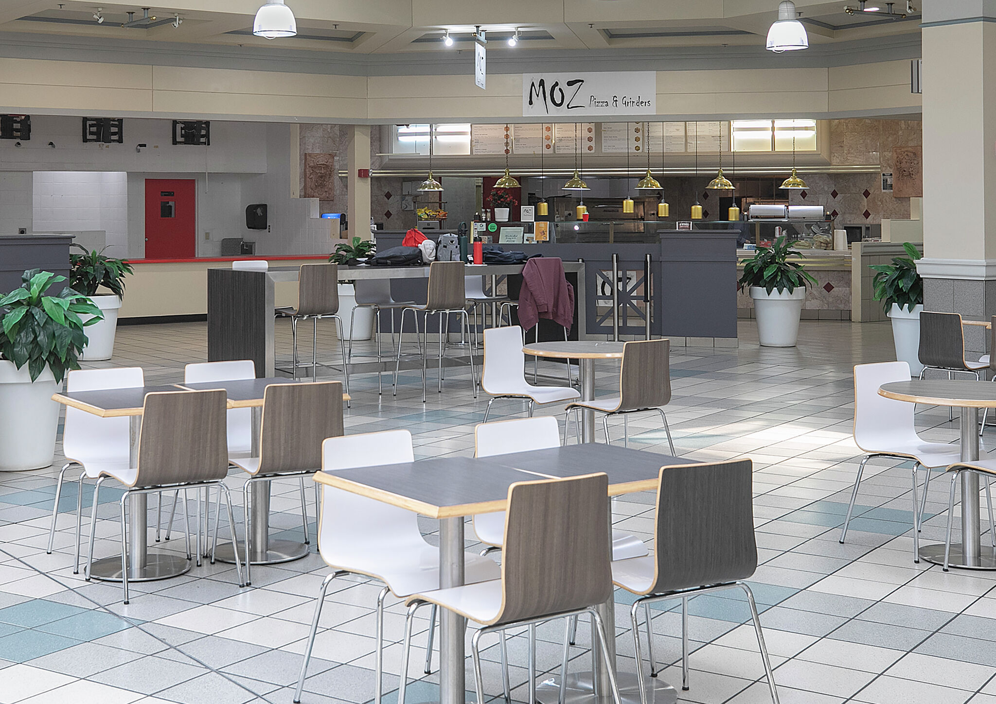 CT's ‘hands off’ approach may be hurting mall properties, experts say