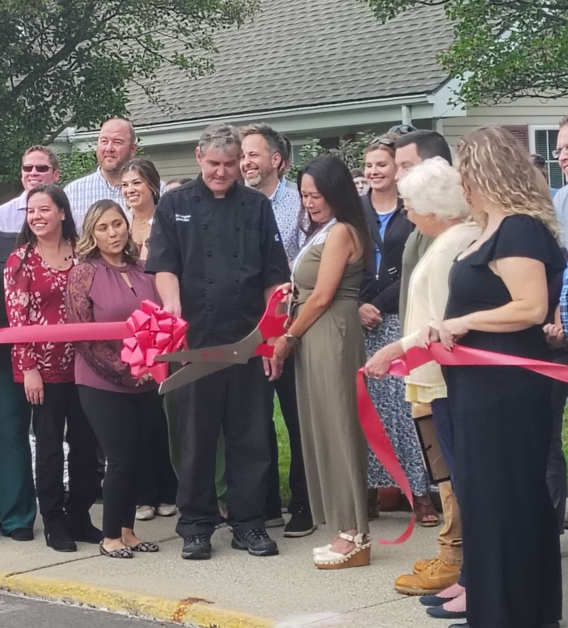 Tridgeview Commons debuts under new owner in Midland