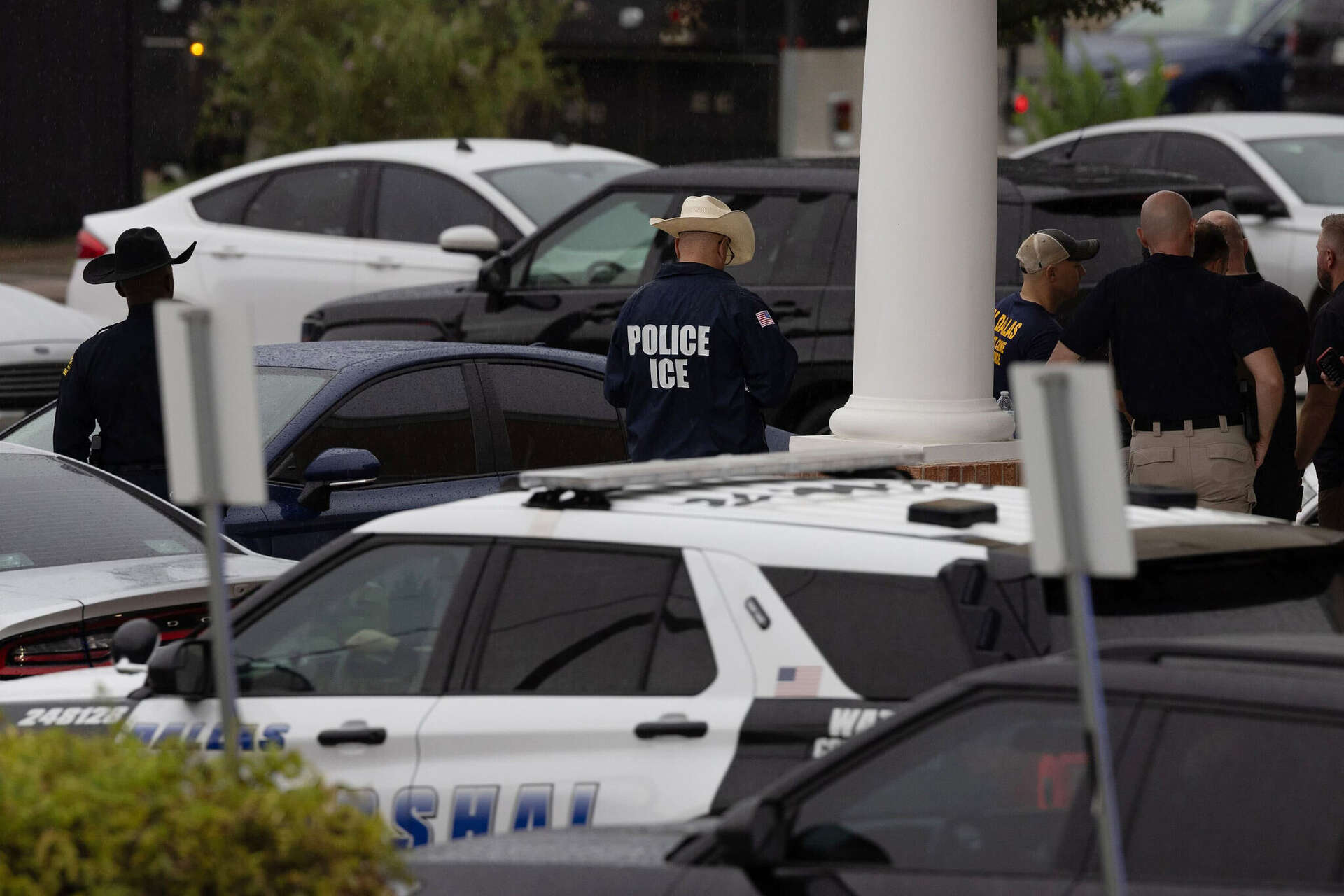 Officials beef up security at ICE facilities after Dallas shooting